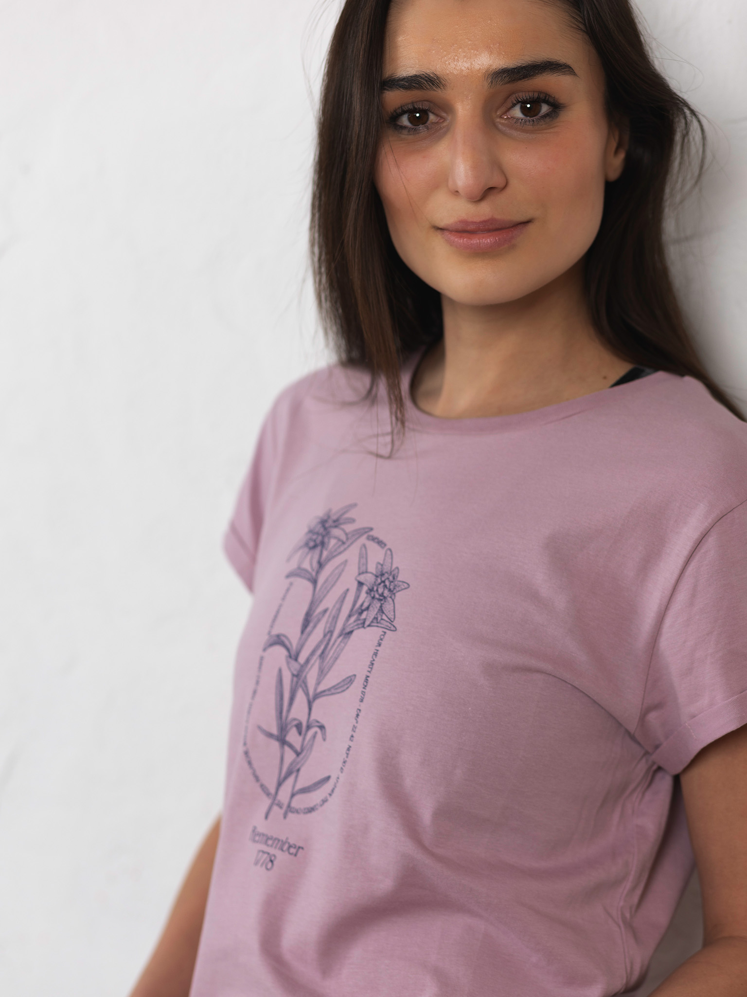 Pink Edelweiss Tee » Rebond Adventures